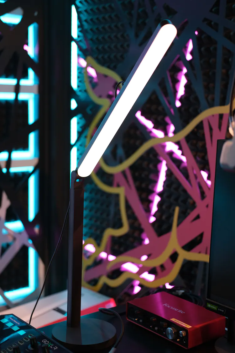 Logitech announces the Litra Beam key light with a low-profile design ...