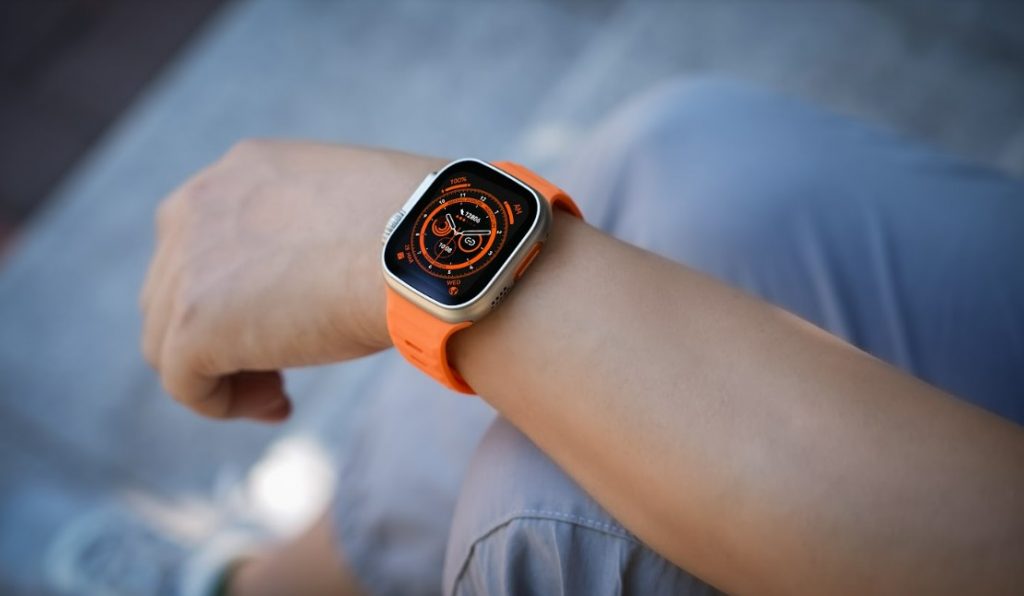 DTNO.1 Launches its latest Budget Smartwatch the DT8 Ultra: Specs ...