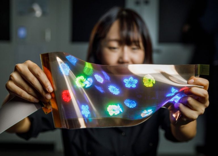 LG unveils a 12-inch high-resolution stretchable display touted to be ...