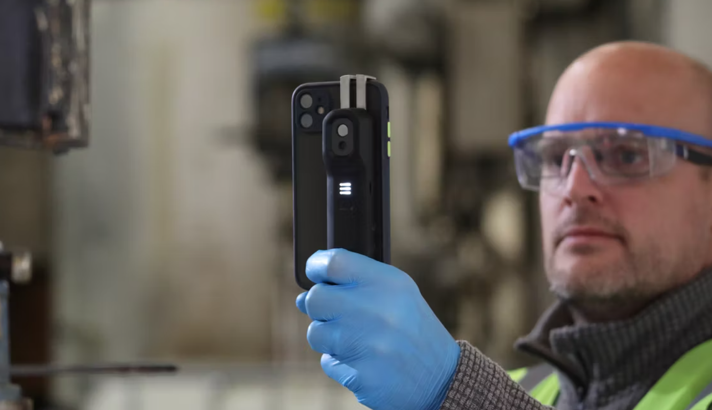 FLIR Launches a New Thermal Camera, Gives Your Phone a New Vision ...