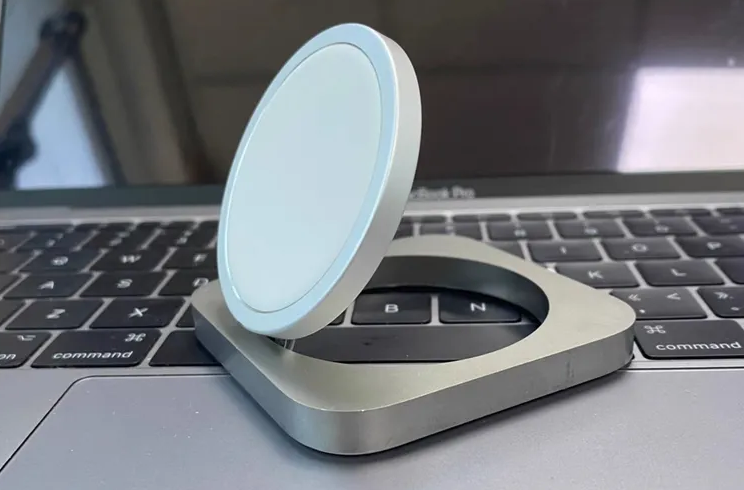 New Pictures Show Apple’s Allegedly Abandoned “Magic Charger” - Gizmochina