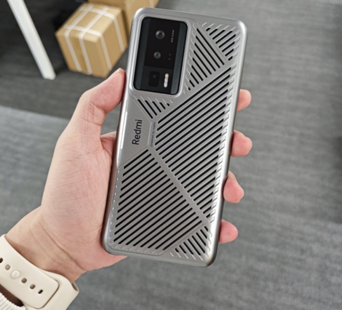 Redmi K60 Official Cooling Case Can Cool The Device By 4-Degree ...