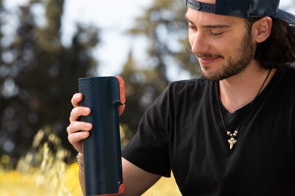 Kimos Thermos, a Rechargeable Self-heating Thermos Launched on ...