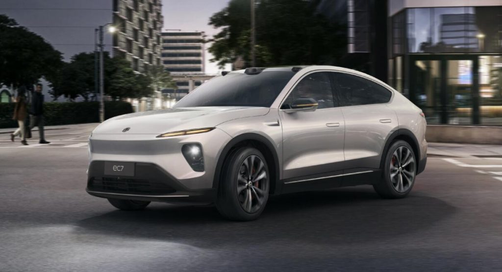 NIO EC7 SUV With an Automatic Battery Swap Launched Alongside the Electric ES8 SUV - Gizmochina