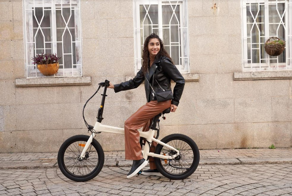 ADO launches its Latest Ultra-light Foldable Ebike: ADO Air - Gizmochina