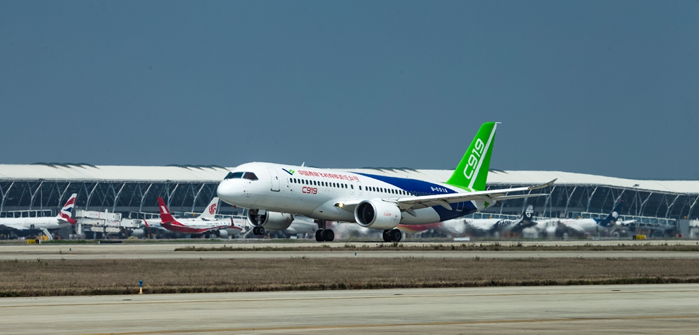 China Plans to End the Duopoly of Boeing and Airbus: Homemade C919 ...