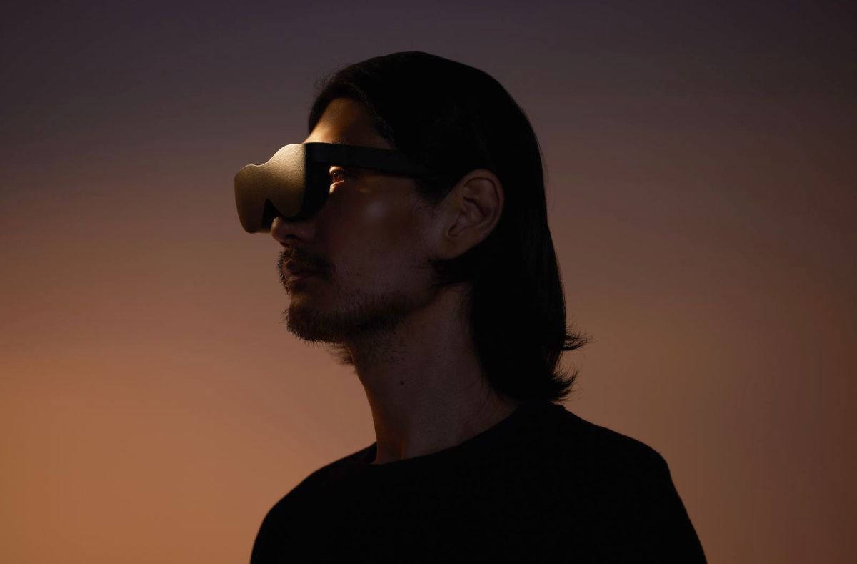 Sol Reader’s Upcoming e-Ink Headset Showcased as a Wearable eReader ...