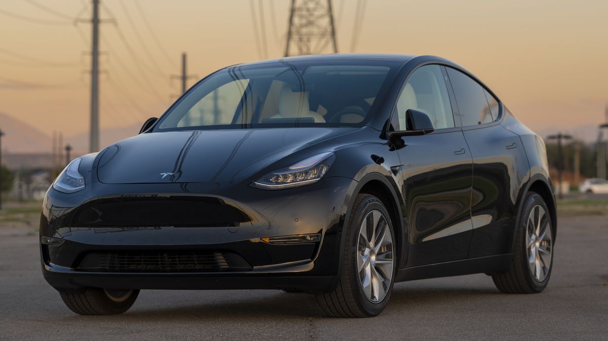 Can Tesla Deliver an Affordable Electric Vehicle? The Wait May Have ...