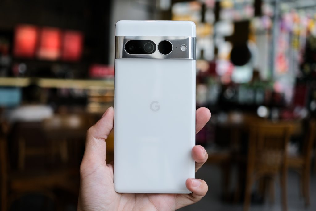 Google Finally Fixes Pixel 5G bug with the Android 13 QPR2 Beta 2.1 Update - Gizmochina