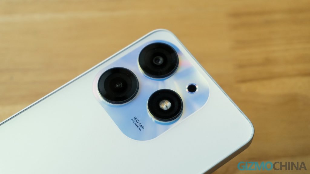 TECNO SPARK 10 Pro Unboxing & Hands-on - Gizmochina