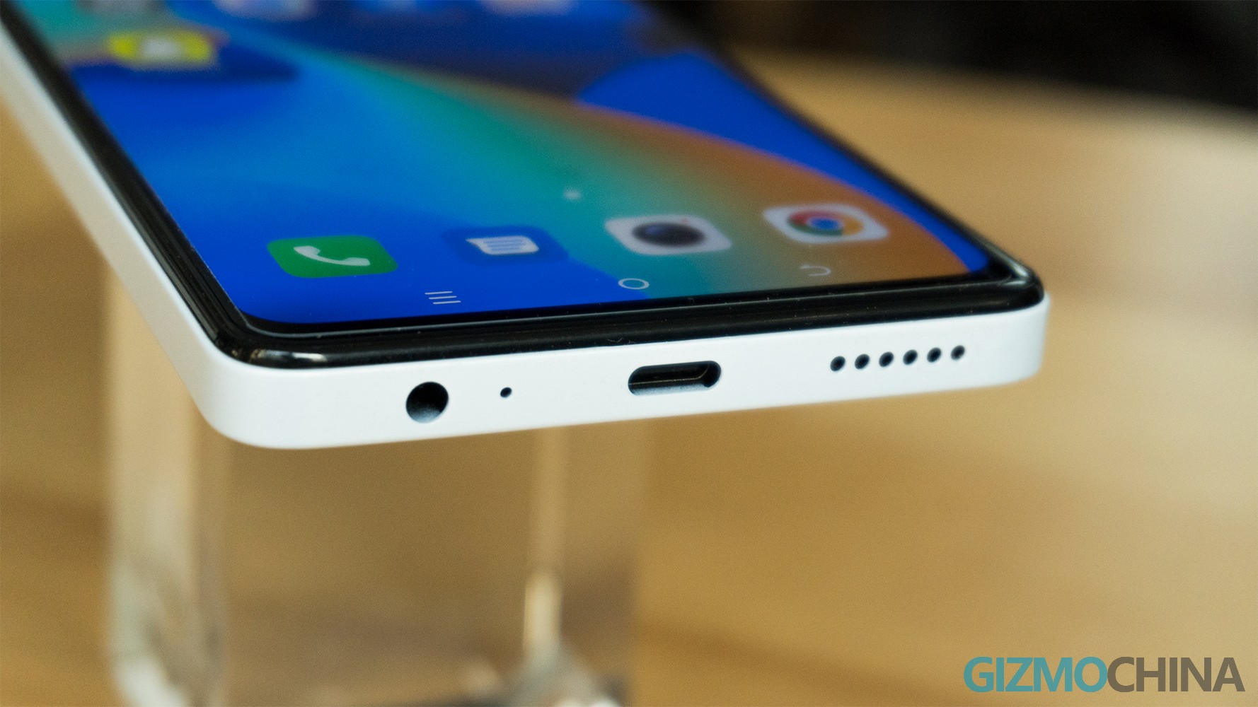 TECNO SPARK 10 Pro Unboxing & Hands-on - Gizmochina