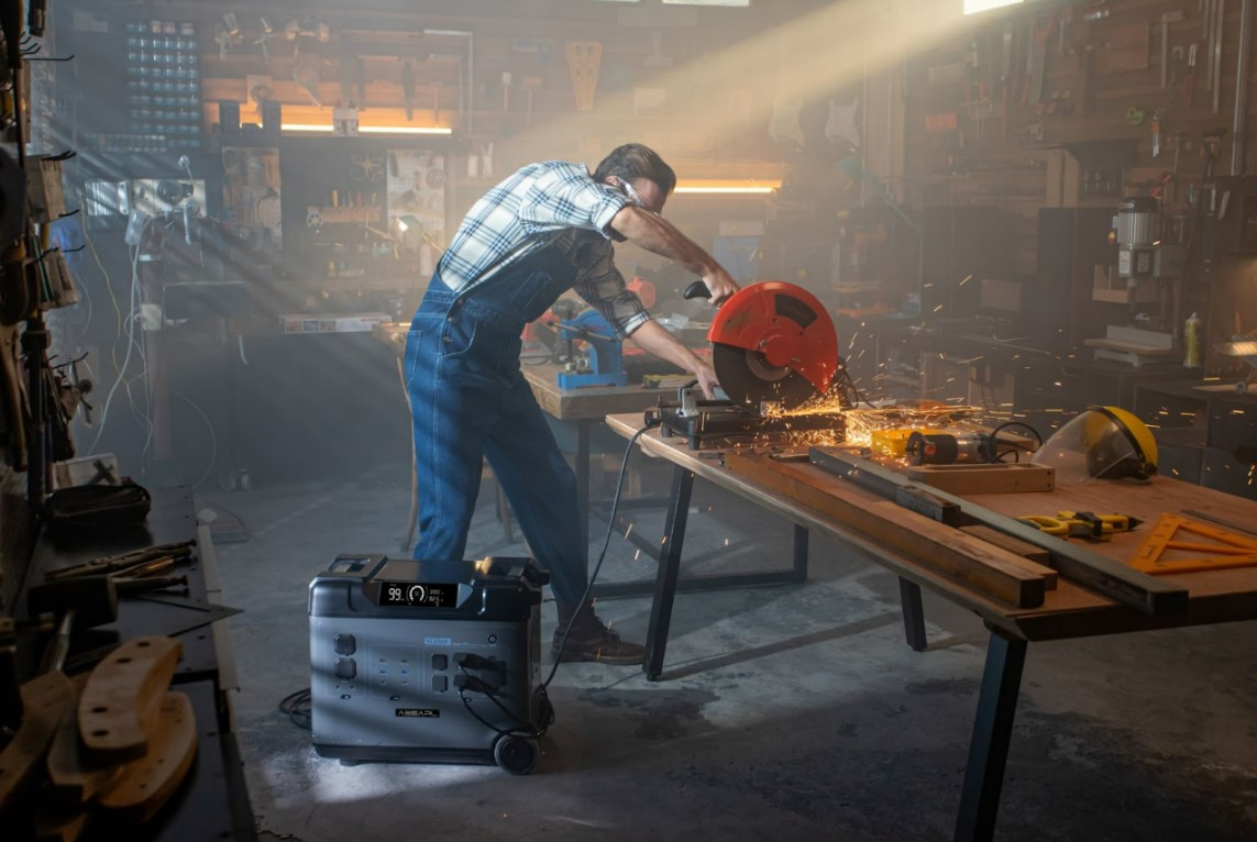 Oukitel launches its Powerful Abearl P5000 Pro Power Station on ...