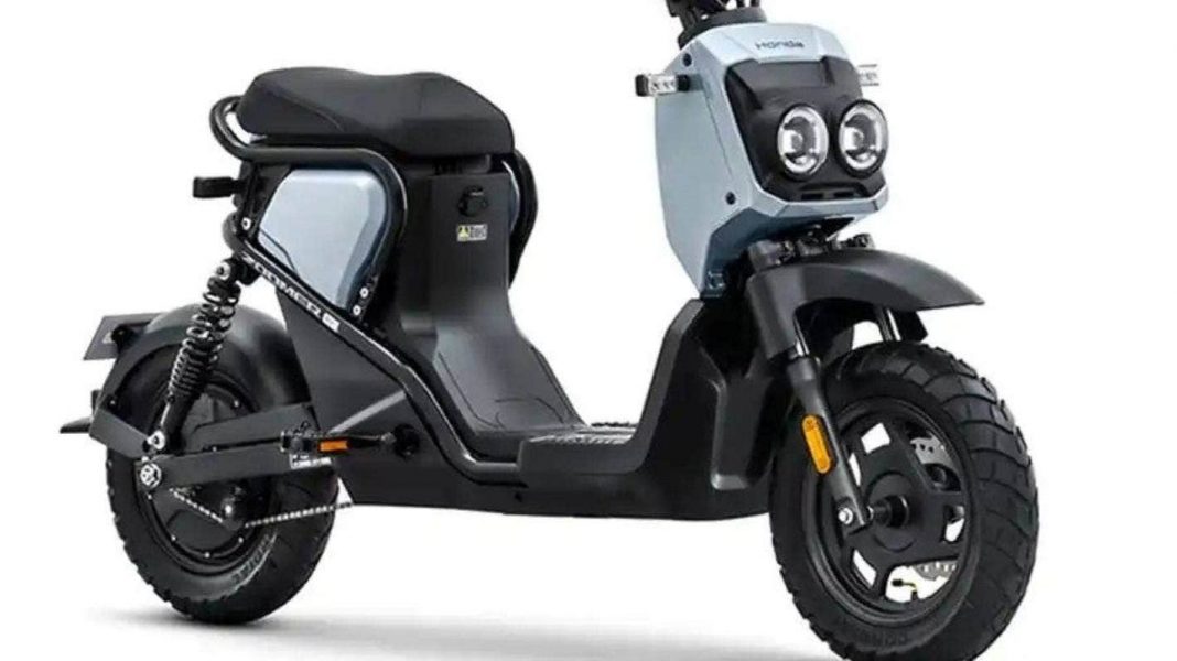 Honda Reveals Electric Versions of Its Cub, Dax, and Zoomer Motorbikes ...