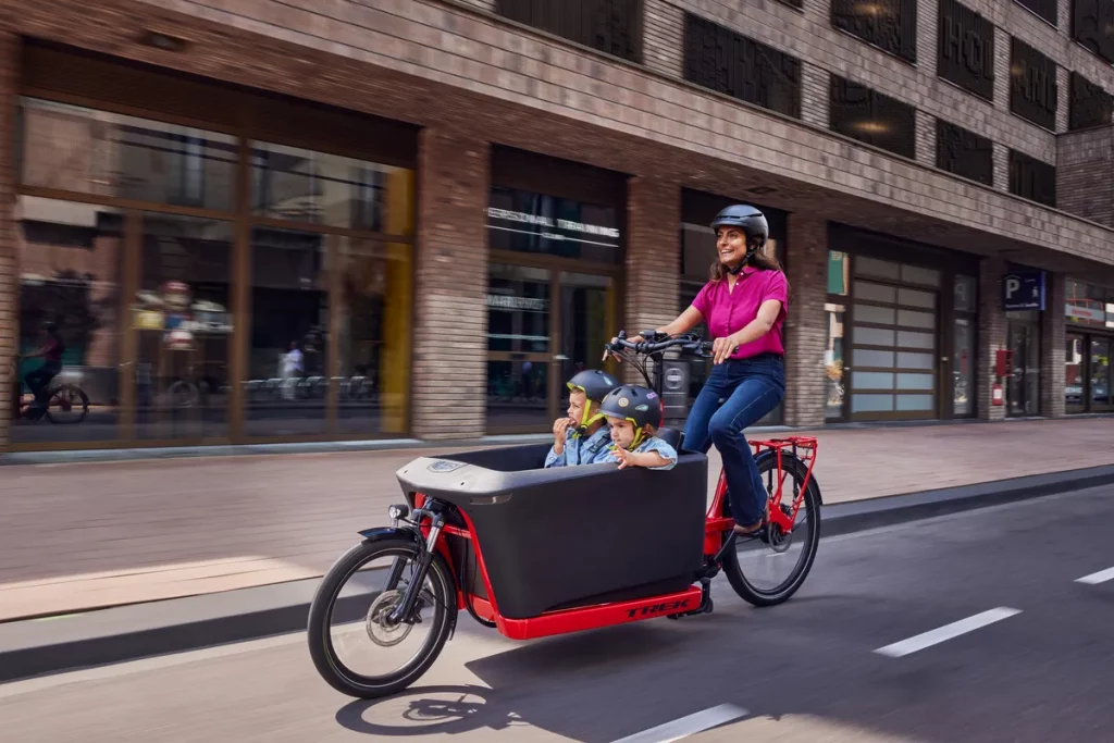 Trek Announces Fetch Plus 2 and Fetch Plus 4 Electric Cargo Bikes for ...