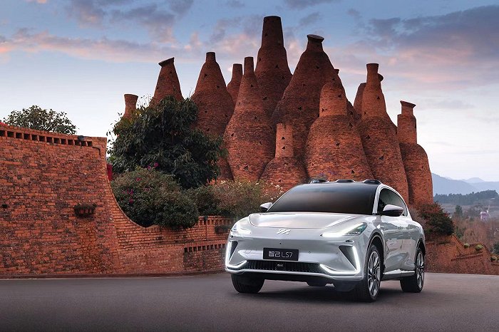 Zhiji Automobile Launches its First Luxury SUV for $45,348 - Gizmochina