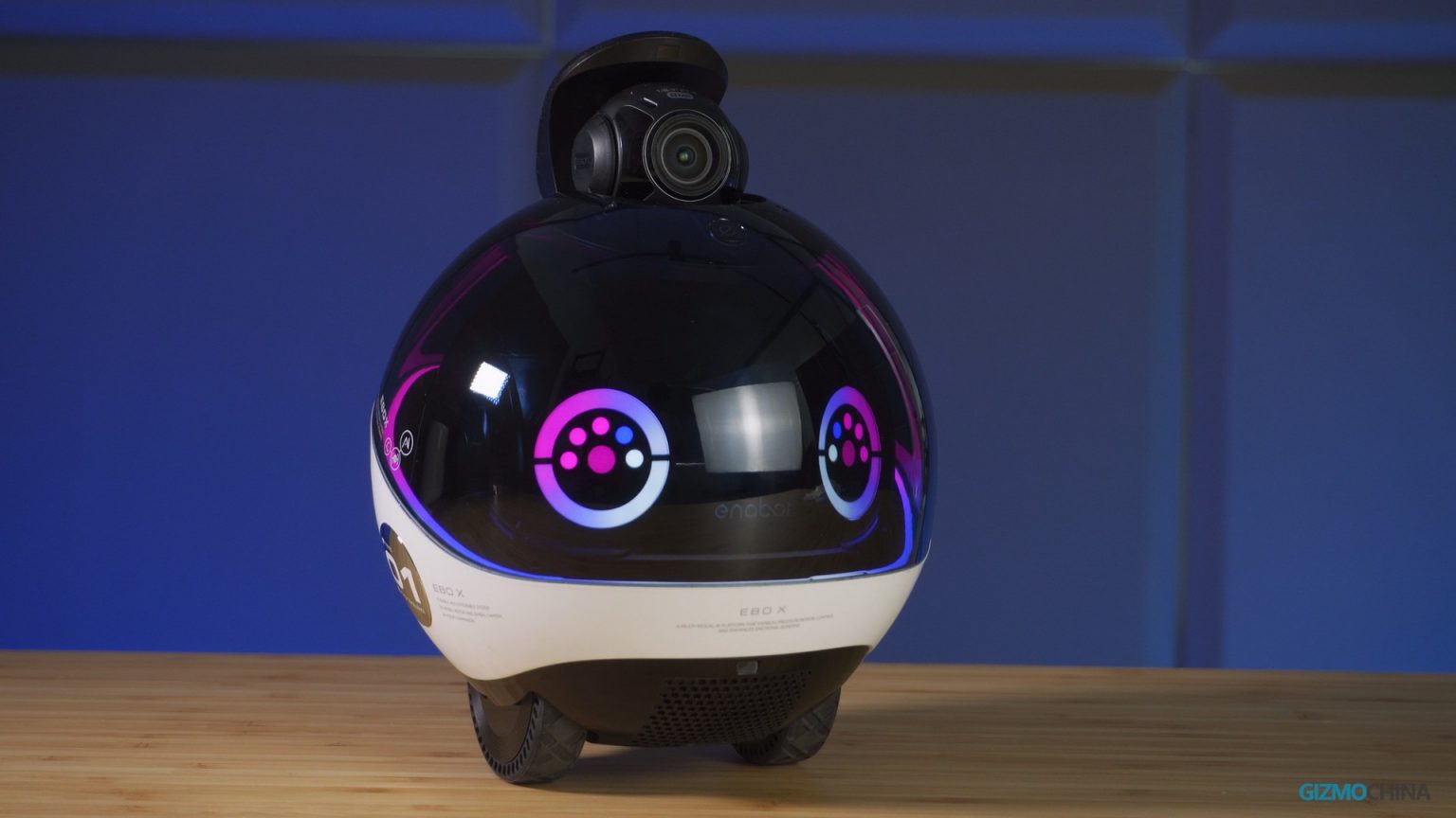 Enabot EBO X Smart Home Robot Review: Looks like a BB-8! - Gizmochina