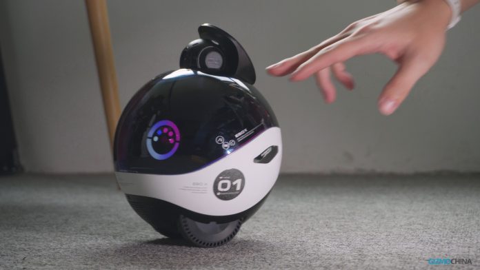 Enabot EBO X Smart Home Robot Review: Looks like a BB-8! - Gizmochina