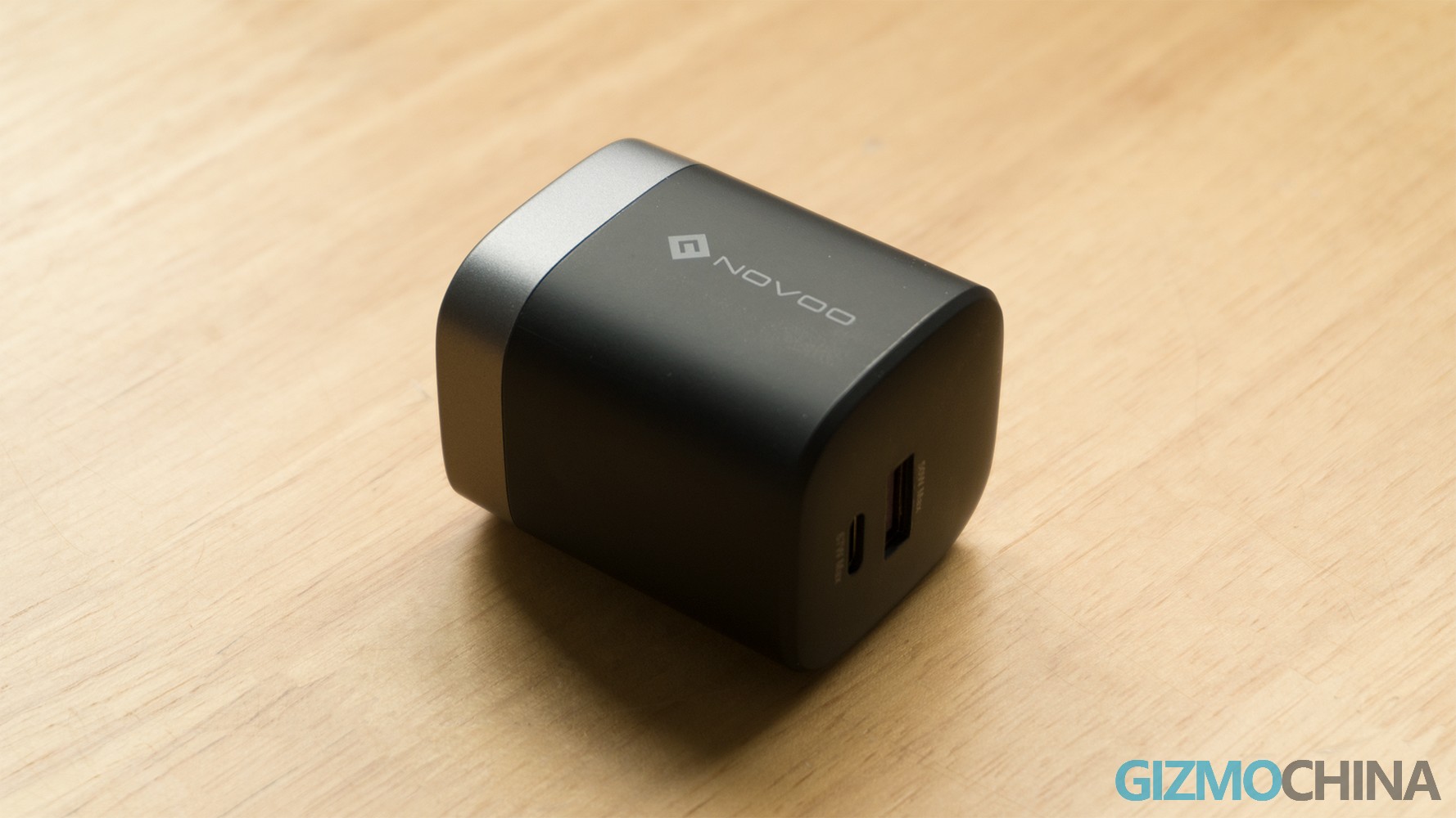 NOVOO RG67 SuperVOOC 67W GaN Charger Review: A small and ...