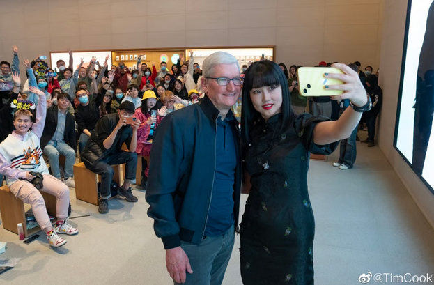 Apple CEO Tim Cook meets China's Li Qiang to show lasting commitment to ...
