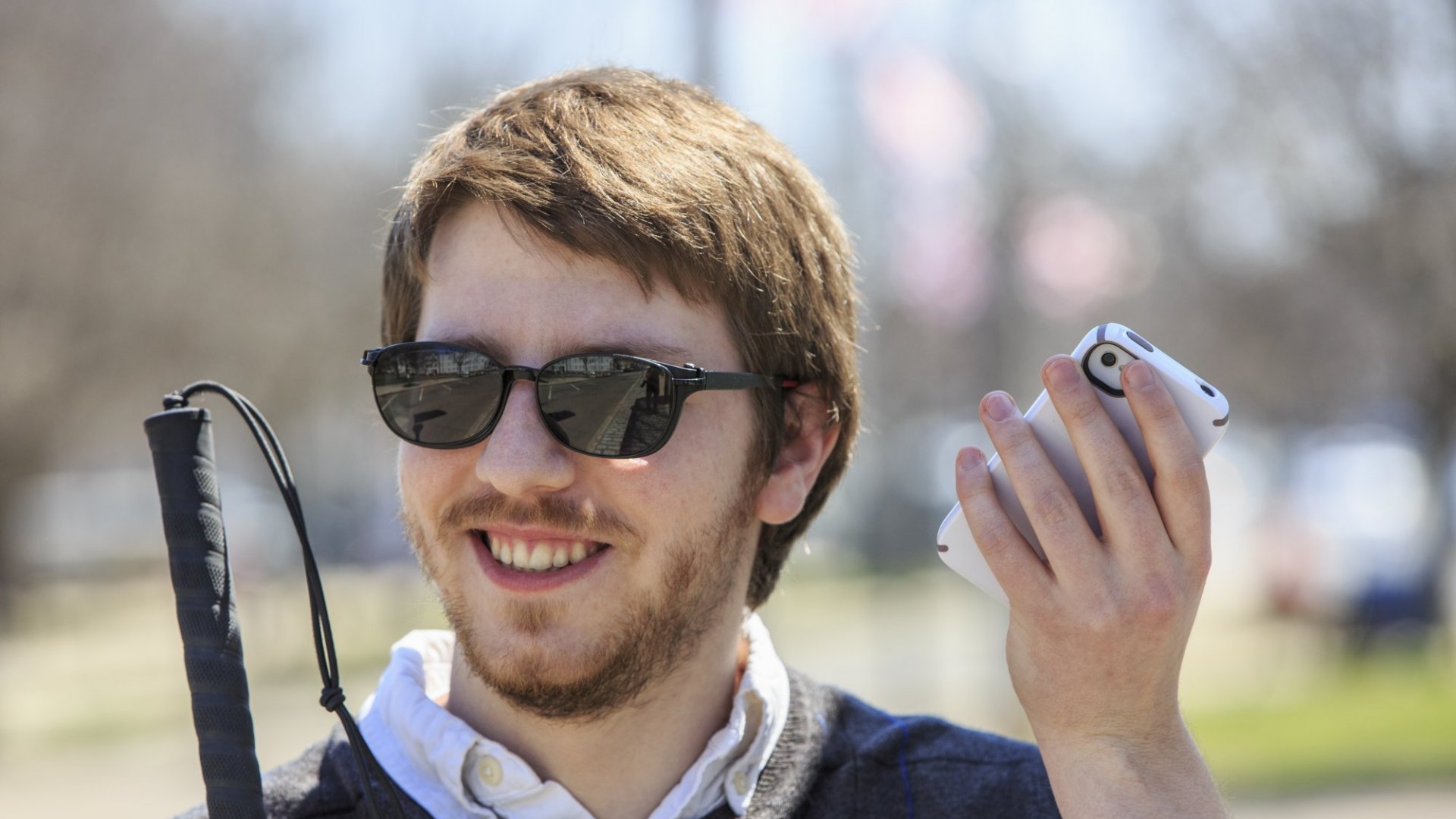 Relumino Project: Samsung Provides Visual Aid Solution to People with ...