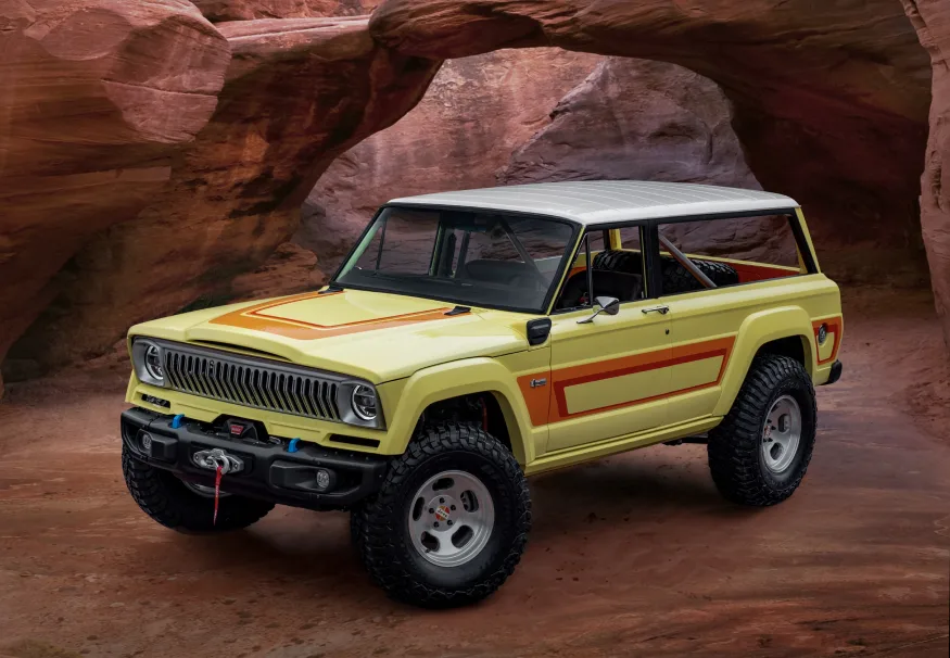 Jeep's New Hybrid Concept SUV is a Visual Treat, Also Unveils a Stick ...