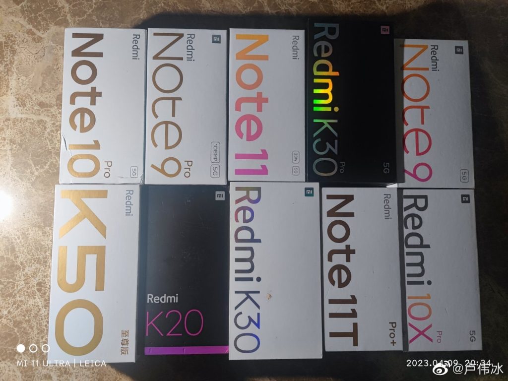 Mi Fan Shows Lu Weibing His Collection of 12 Redmi Smartphones, All in ...