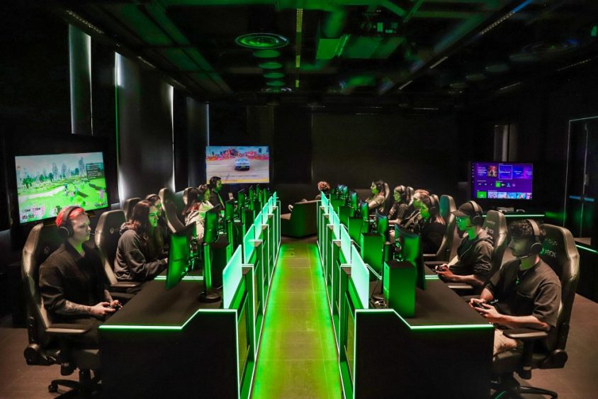 Samsung launches Free Xbox Gaming Zones at Microsoft Experience Centers ...