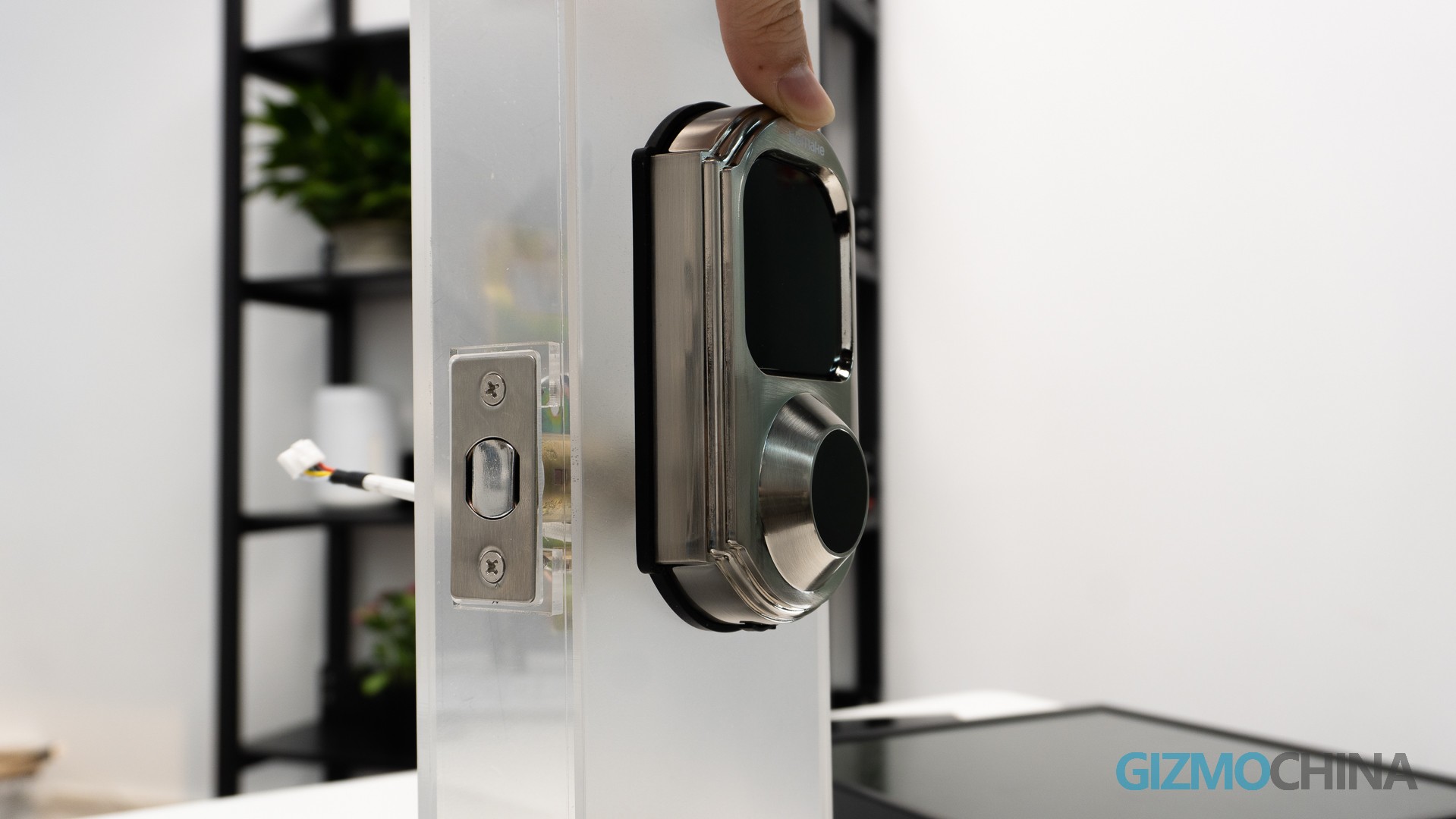 Elemake Keypad Deadbolt Smart Door Lock Review: Keep Door Things Smart ...