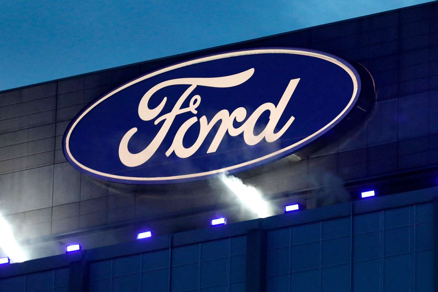 Ford to rethink its brand for China to better compete with local EV ...