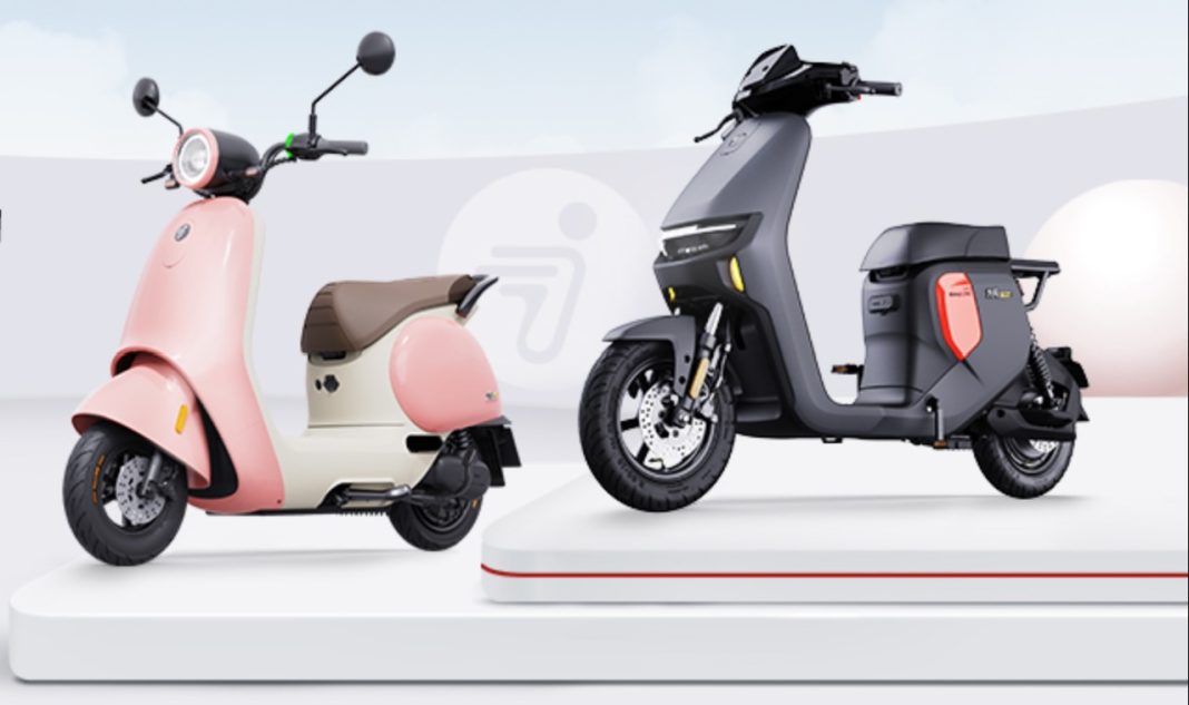 Ninebot Q80C smart electric moped with a 115km range and a top speed of ...