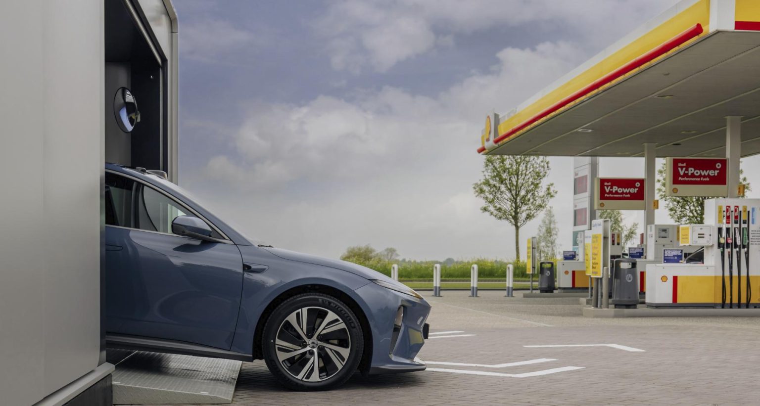 NIO and Shell unveil first battery swap station in Europe - Gizmochina