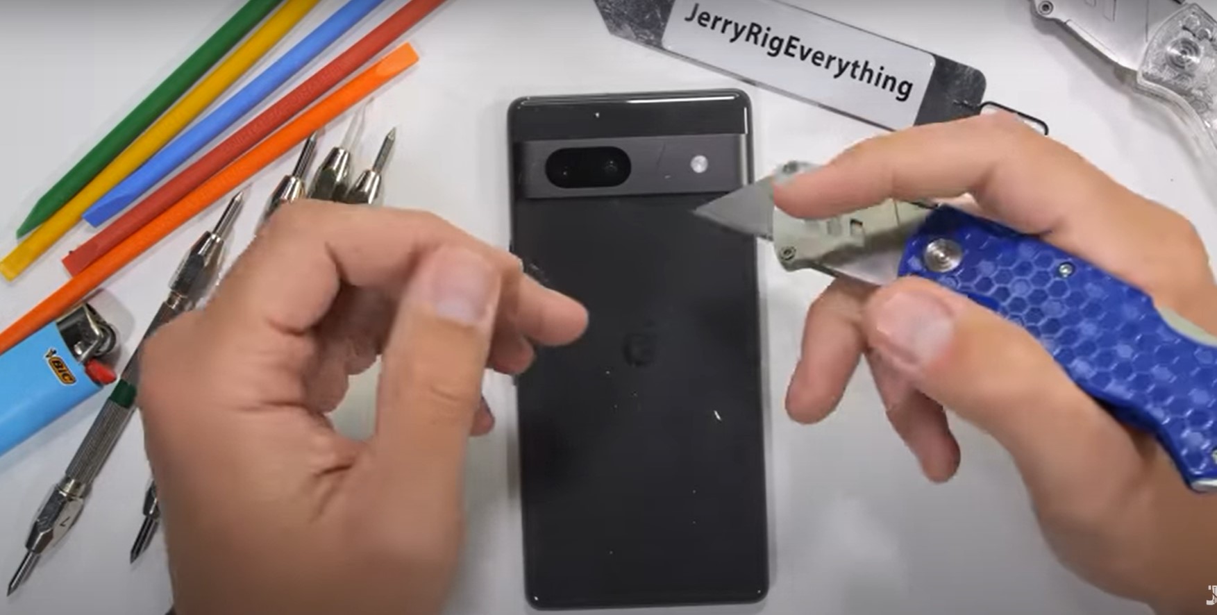 Google Pixel 7a Durability Test Reveals Surprising Result - Gizmochina