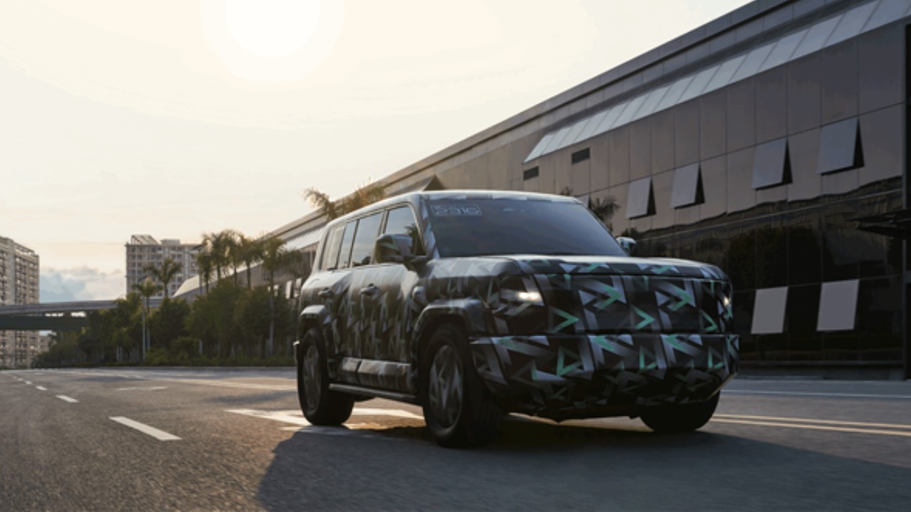 BYD F Brand's first car interior revealed in leaked photos, showing a ...