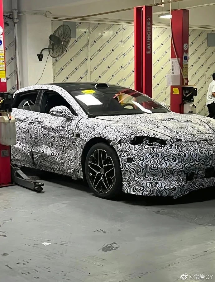 BYD Yangwang Sedan Unveiled in Spy Photos: Equipped with LiDAR and ...