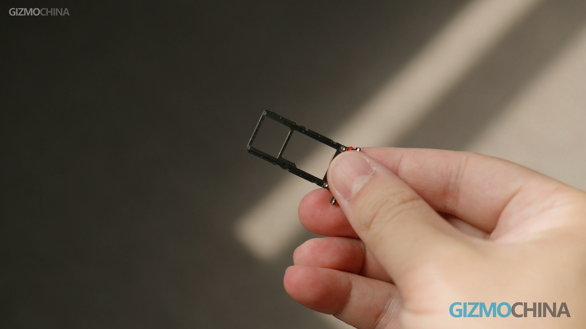 IIIF 150 Raptor Review: The best charger for free! - Gizmochina