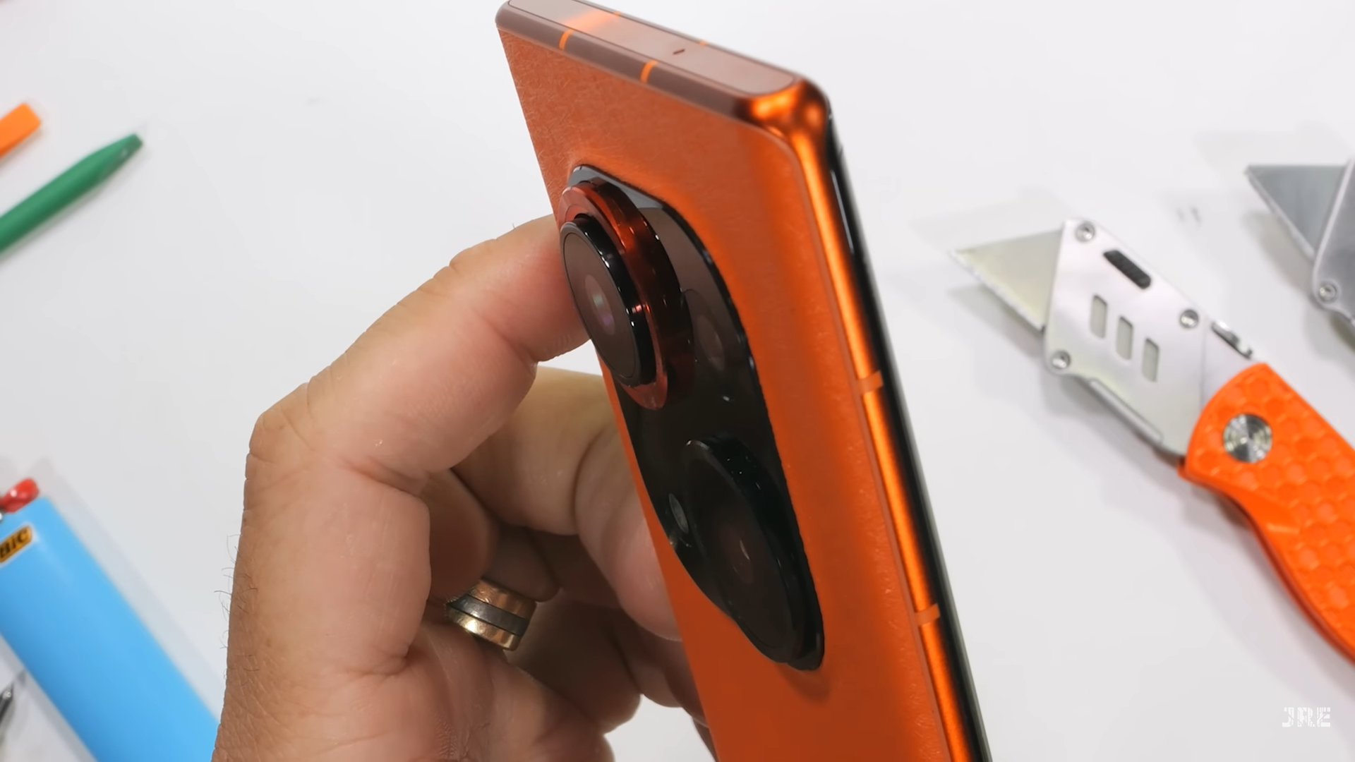 Tecno Phantom X2 Pro passes through JerryRigEverything's durability ...