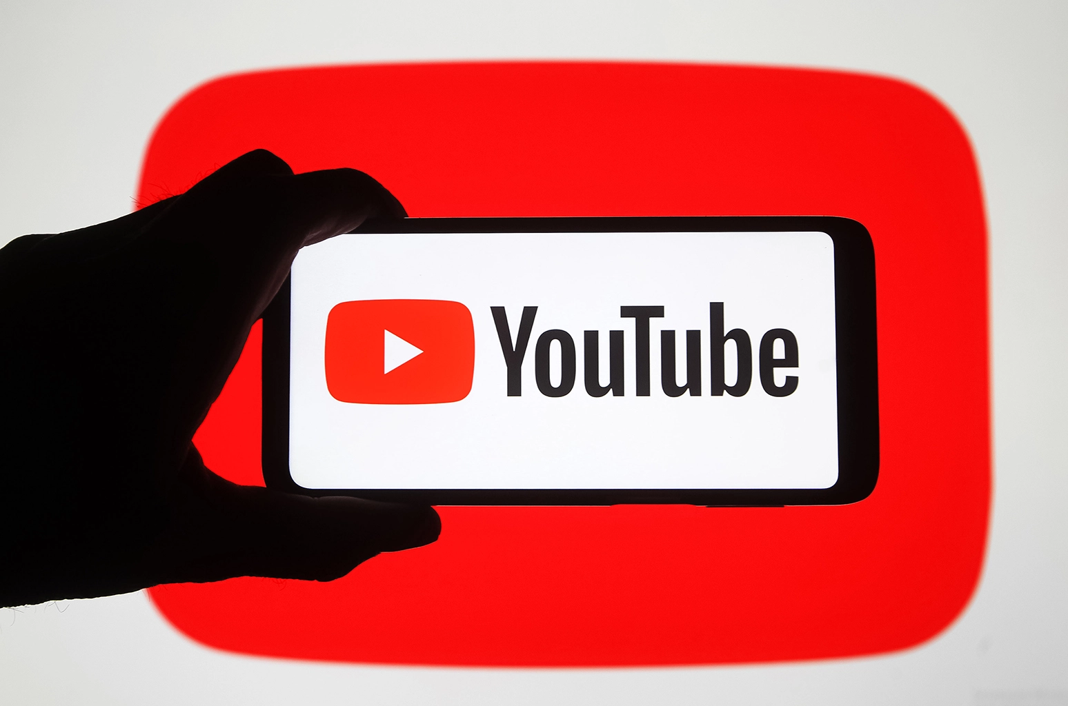 YouTube lowers monetization eligibility requirements for creators to ...