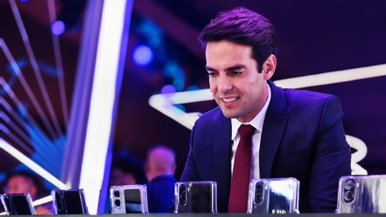 Kaka and Oppo Celebrate UEFA Champions League Final with Fans - Gizmochina