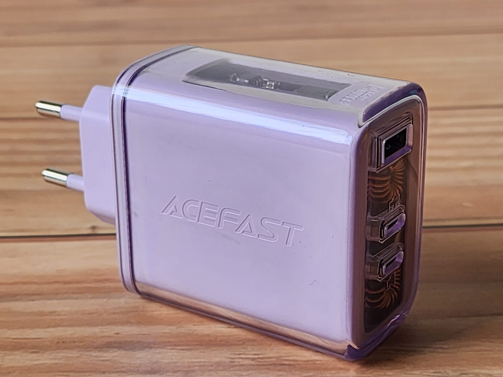 Hands-On Experience: Acefast PD65W Wall Charger - Gizmochina