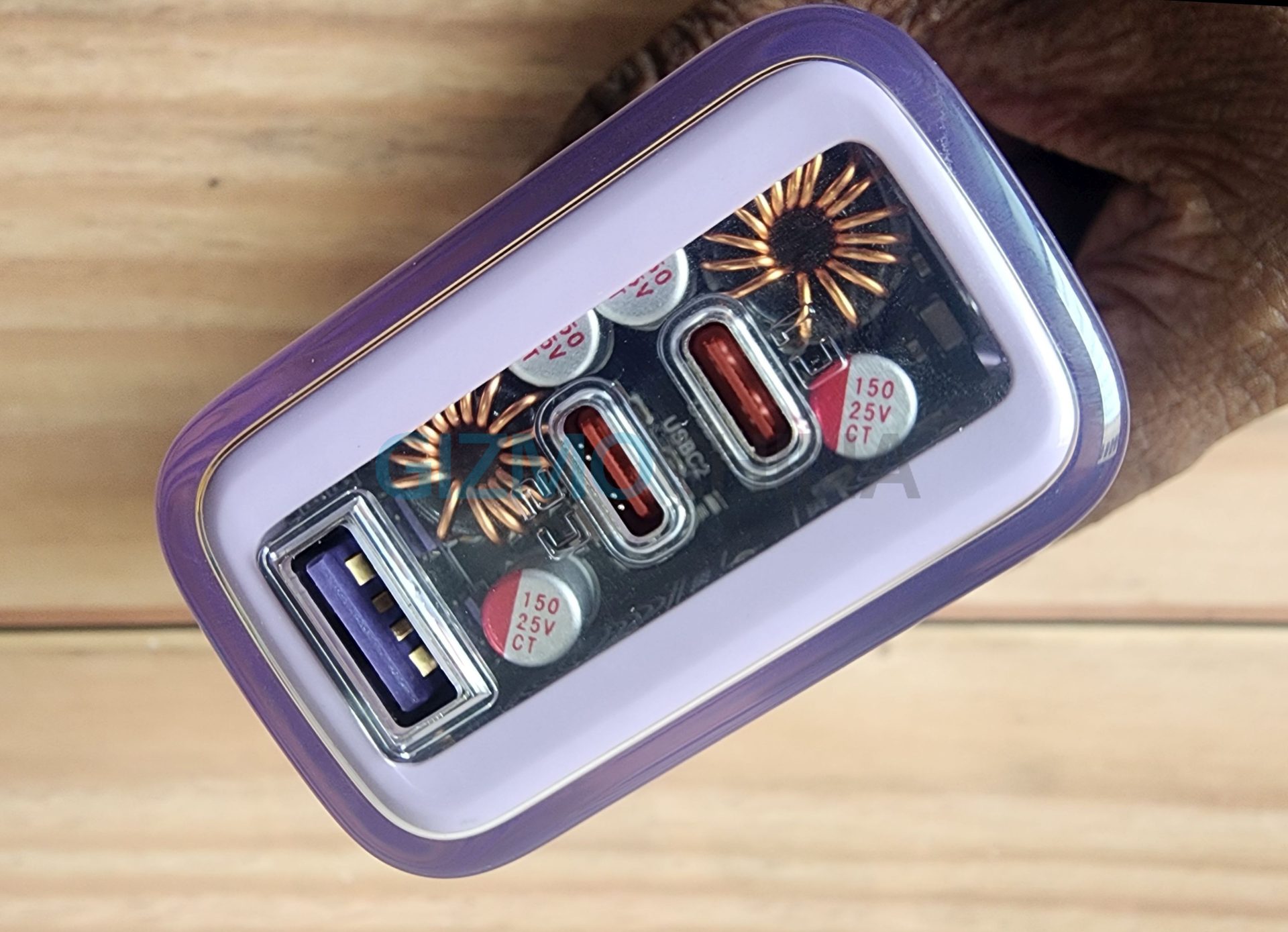 Hands-On Experience: Acefast PD65W Wall Charger - Gizmochina