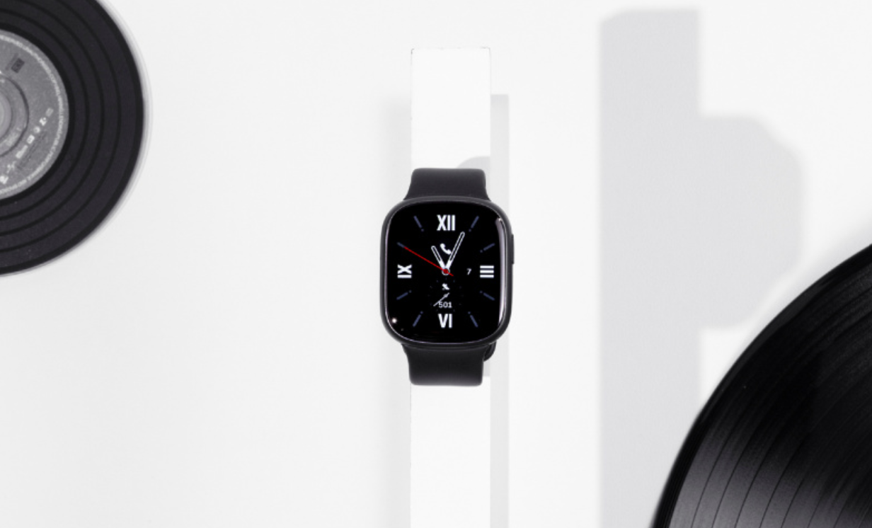 Honor Watch 4 Leaked Images show a square dial and colorful variants ...