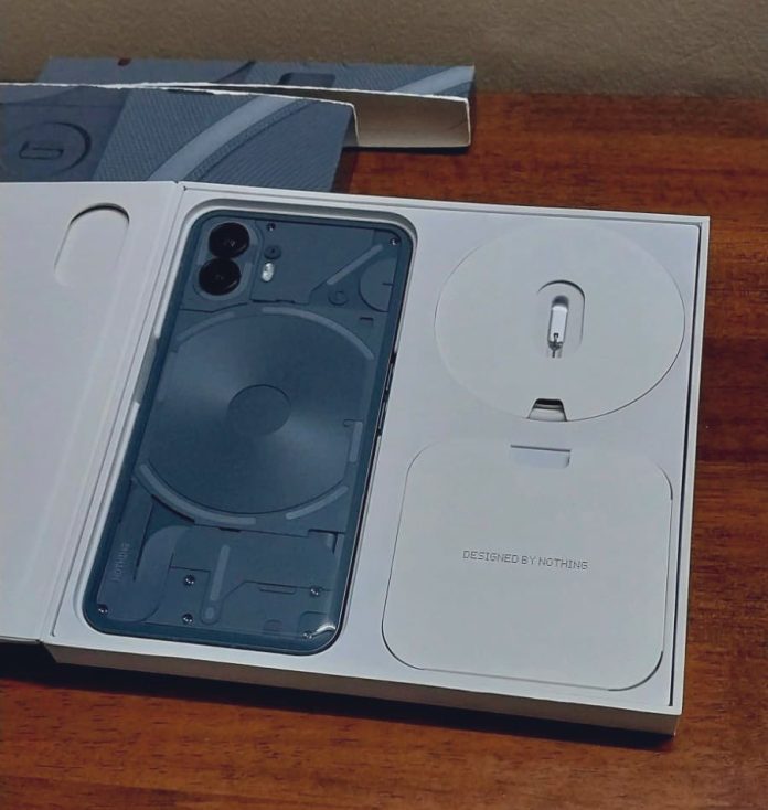 Nothing Phone (2) hands-on images with packaging box leaked ahead of ...