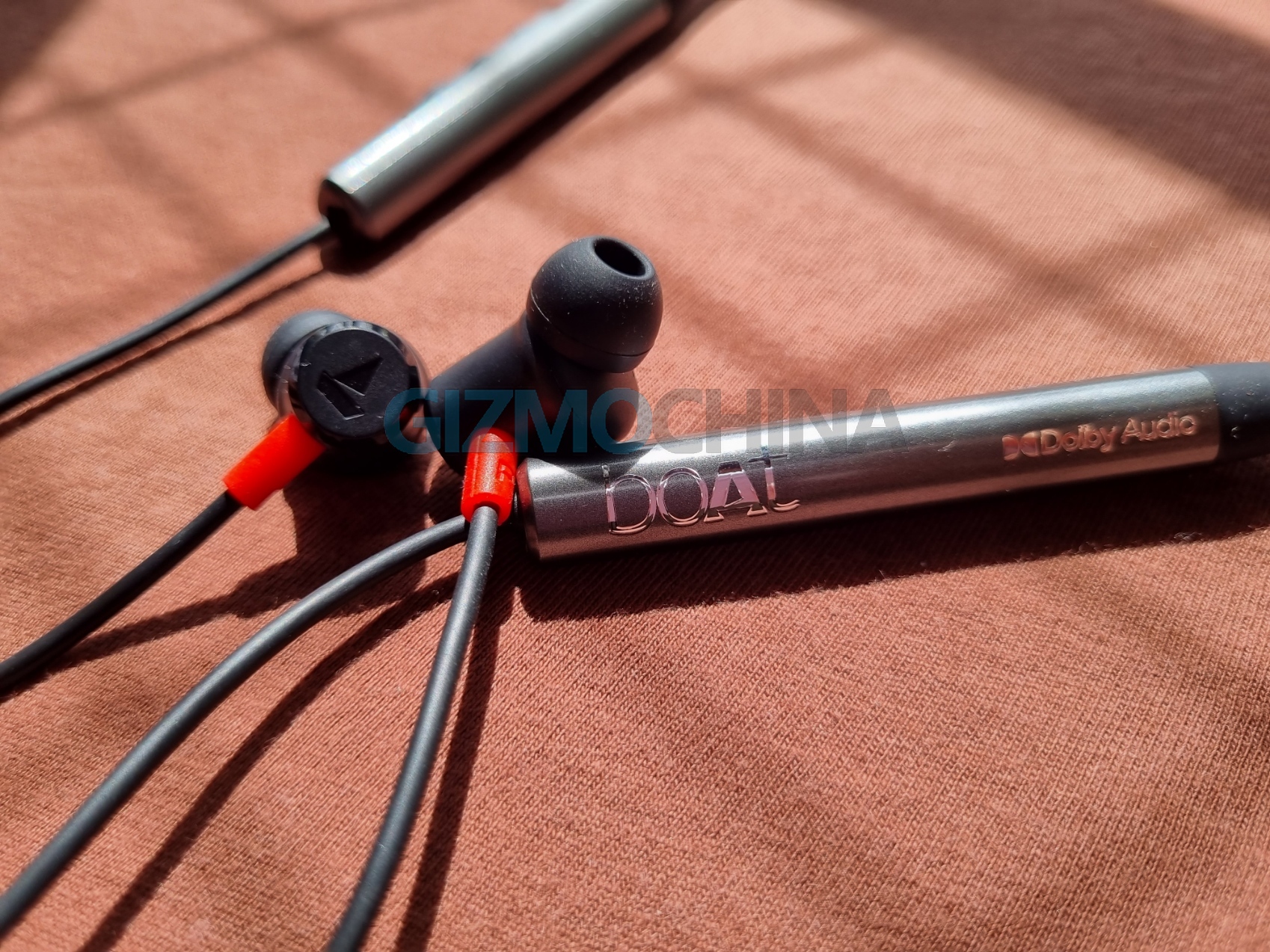 boAt Nirvana 525 ANC Review: Great for Bass Heads, But Not Everyone ...