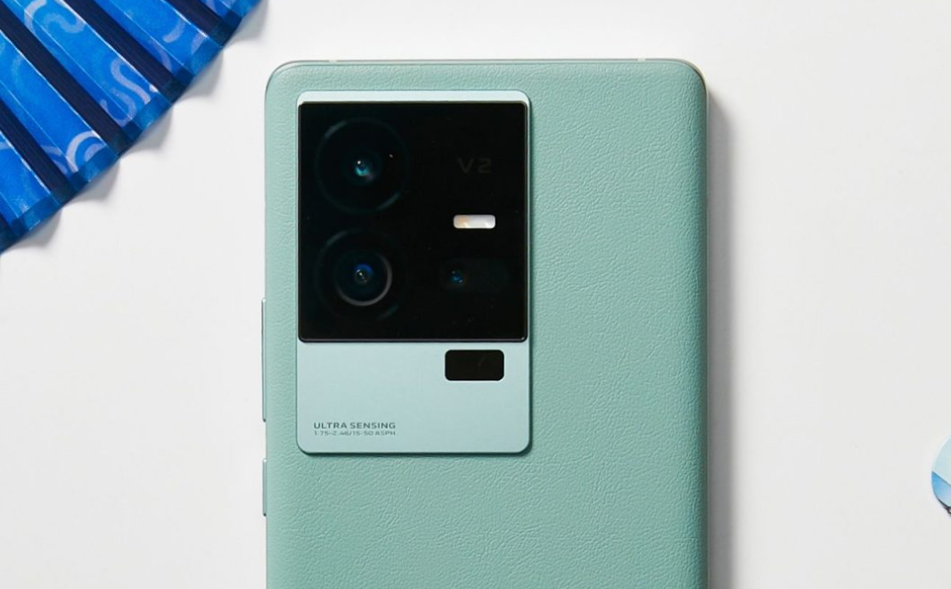 iQOO 11S Roundup: Everything from Specs, Design to Expected Pricing ...