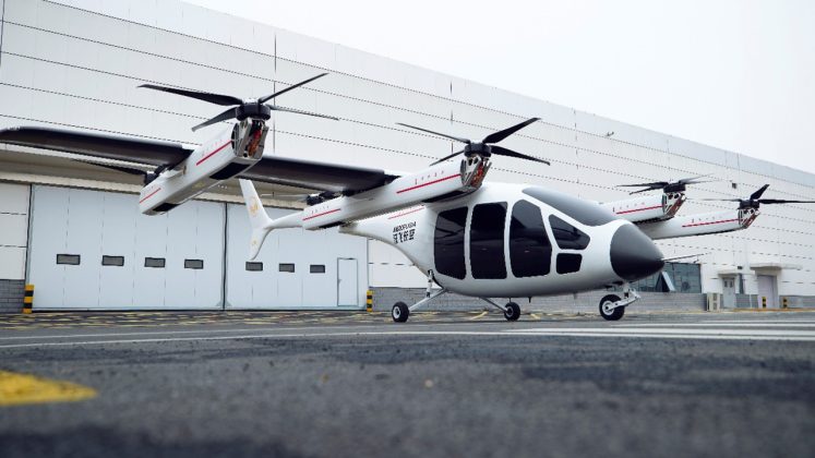 SinoJet to Purchase 100 Flying Cars from Geely's Aerofugia to Launch ...