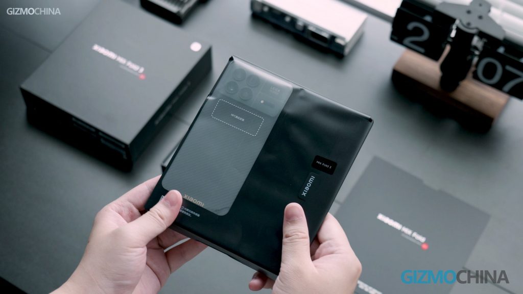 Xiaomi MIX FOLD 3 Unboxing & Hands-on: Unbeatable foldable phone so far ...