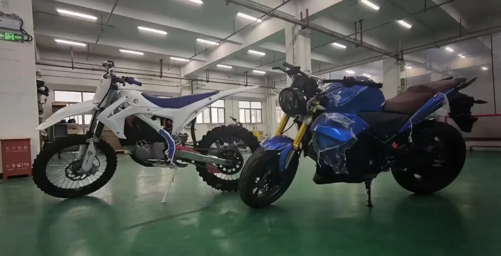 Evoke AmpX electric motorcycle with 1,000Nm of torque unveiled - Gizmochina