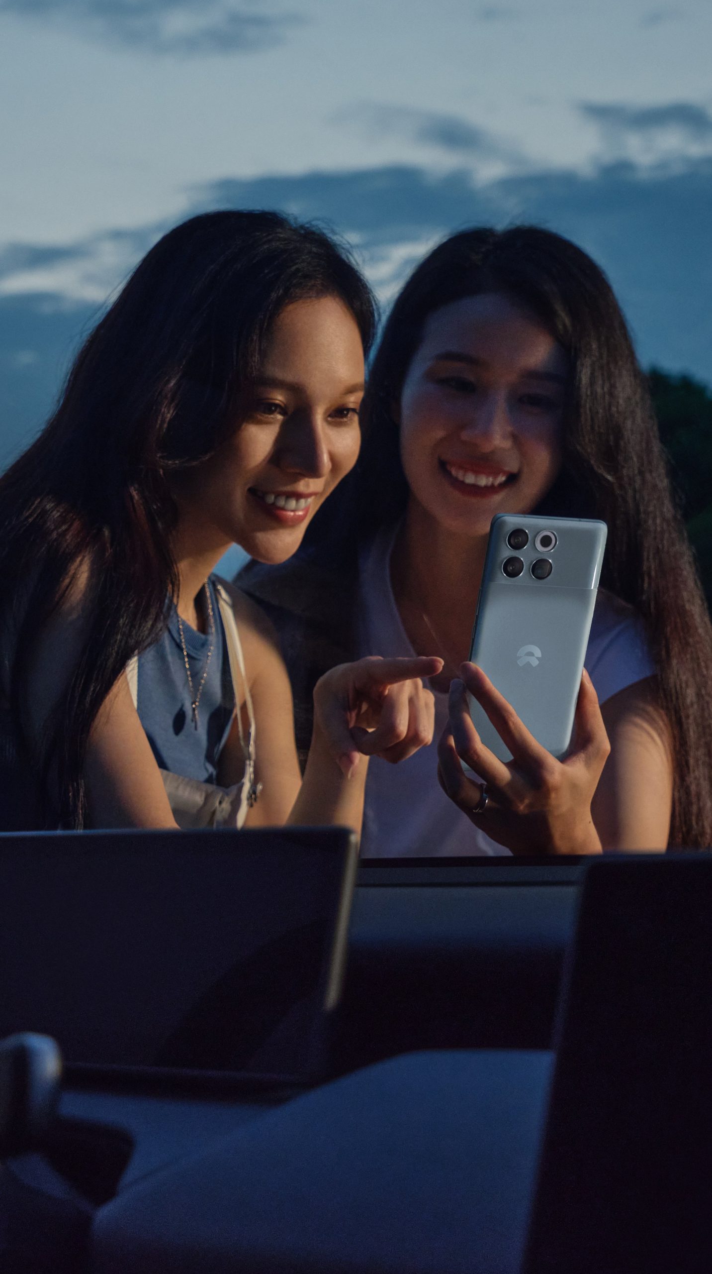 Chinese EV maker NIO Launches its Maiden Smartphone - Nio Phone ...