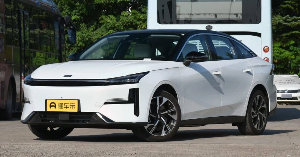 Geely Galaxy L6 PHEV sedan with 1,370 km range launched in China starting at $15,900 - Gizmochina