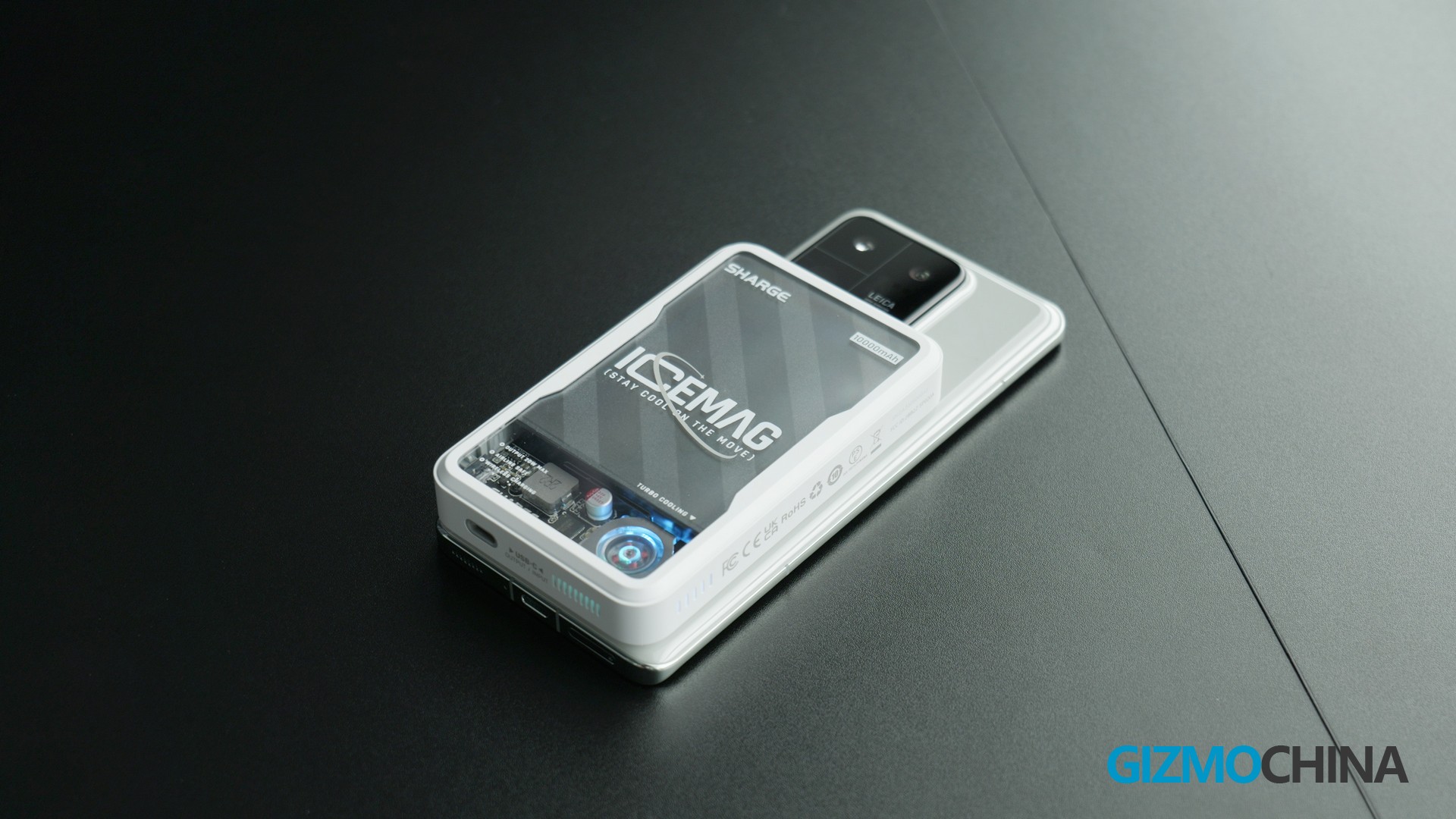 Sharge ICEMAG Power Bank Review: Magnetic Wireless Charge With Active ...